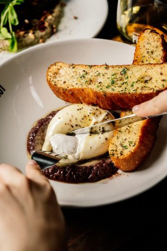 The Peakhurst Restaurants & Pub Menu | Book Your Table Now